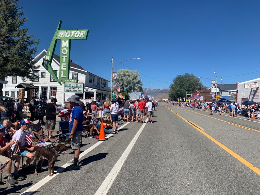 4th of July – Bridgeport Inn